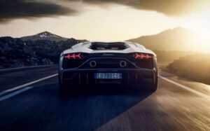 Ultimate Supercar: The Lamborghini Aventador LP 780-4 Ultimae ⋆ Beverly ...
