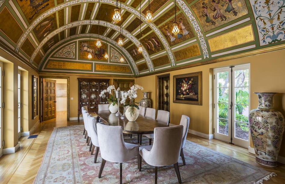 “Scarface” Mansion Makes the Money ⋆ Beverly Hills Magazine